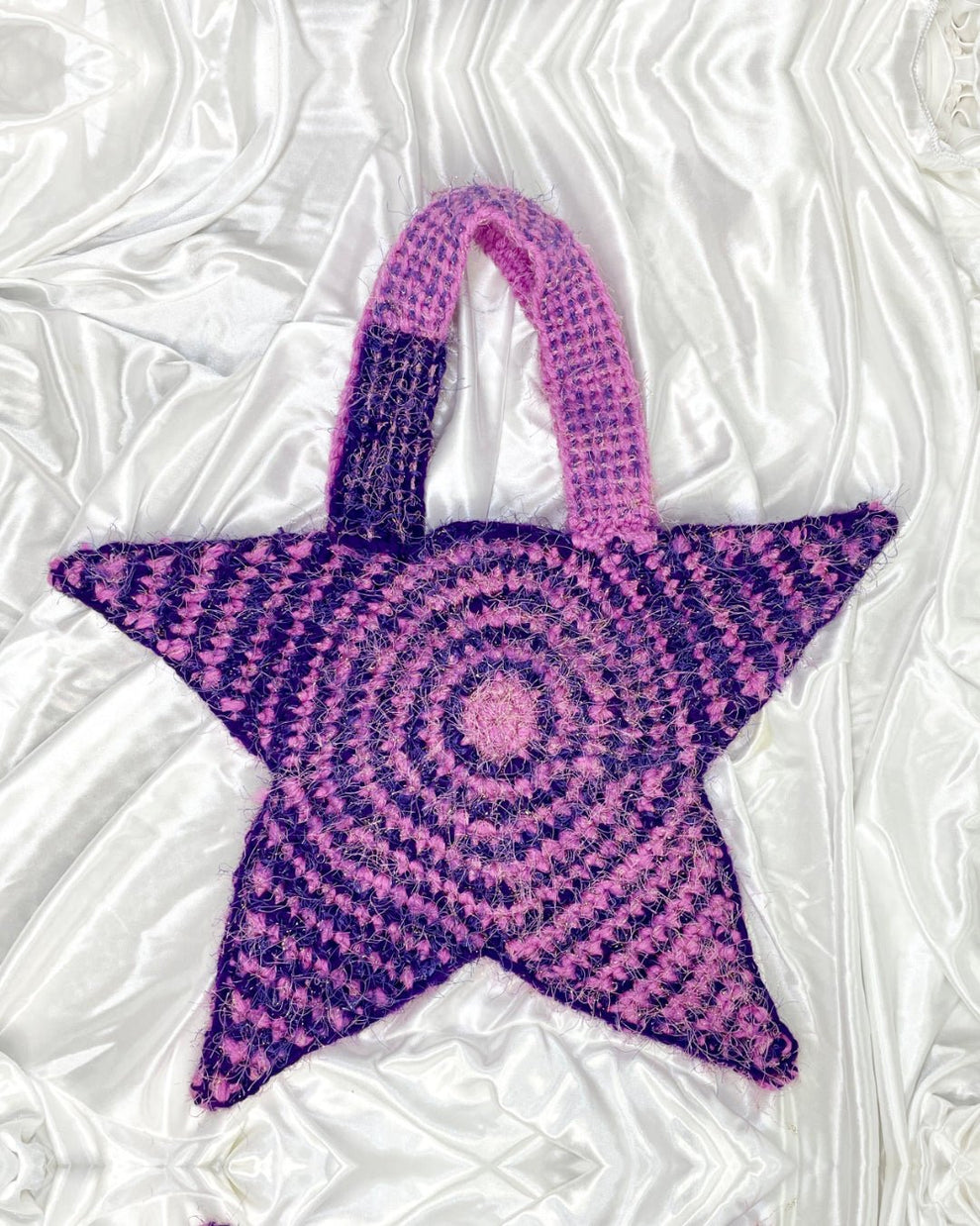 Beginner Crochet Bag Pattern Star Tote by devout hand