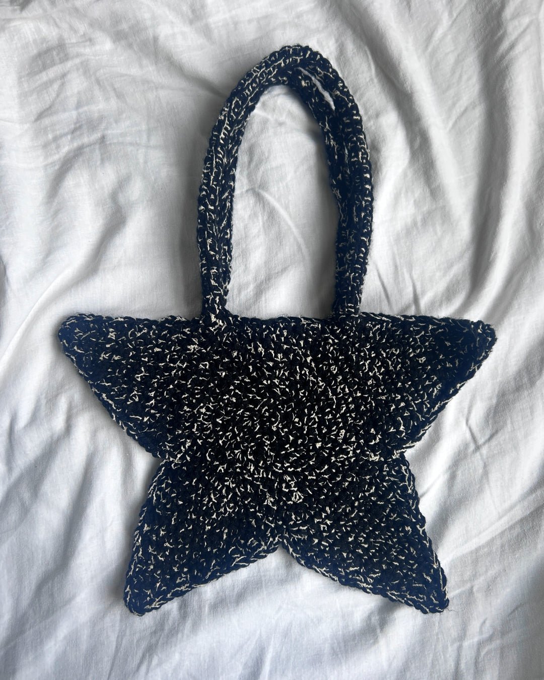 Beginner Crochet Bag Pattern Star Tote by devout hand