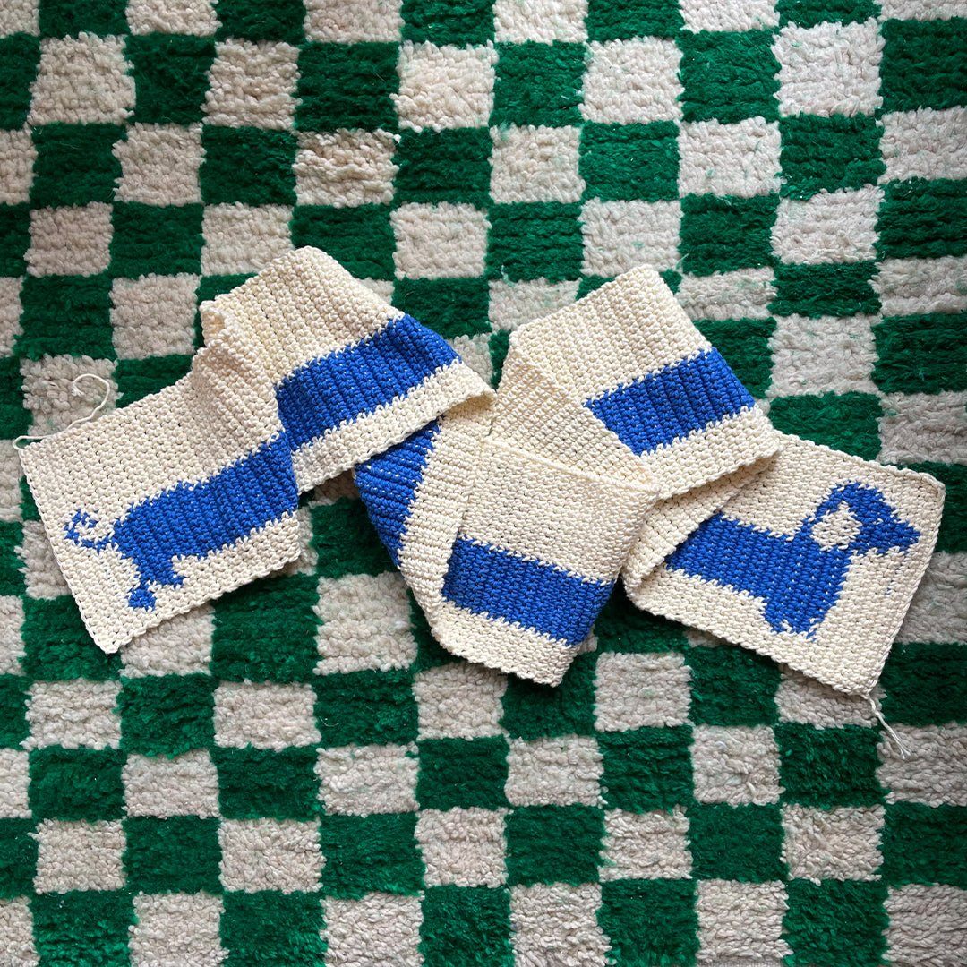 Beginner Crochet Scarf Pattern Sausage Dog by devout hand